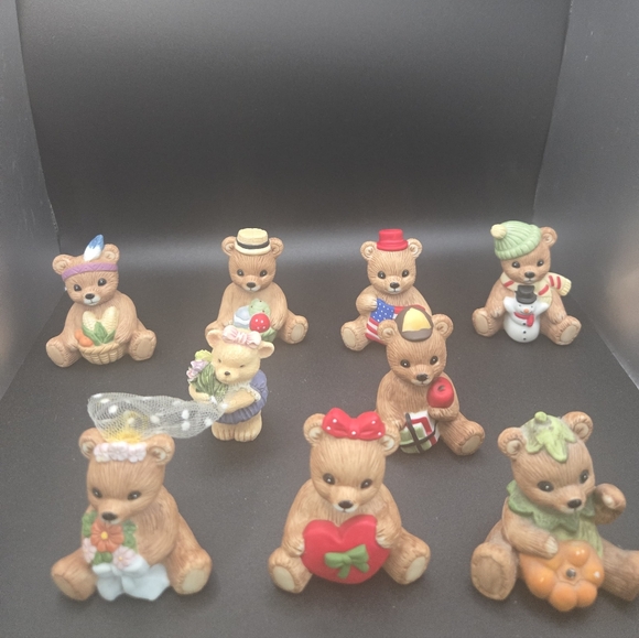 Home Interiors | Accents | Home Interiors Bear Figurine Set Brown Red ...